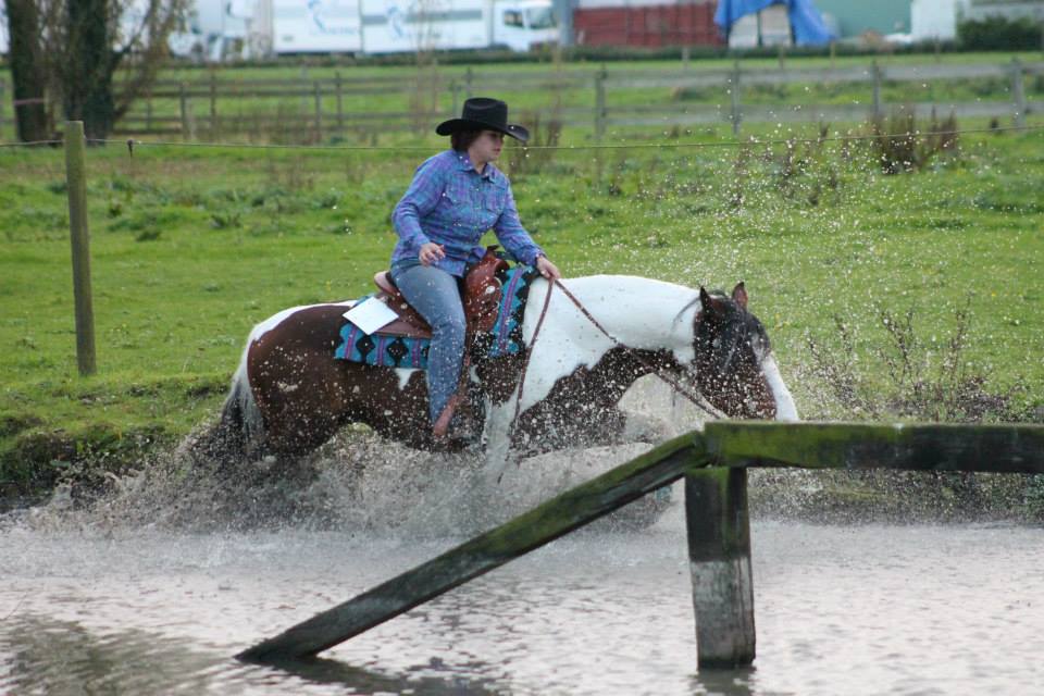 Contact – Akisni Ranch